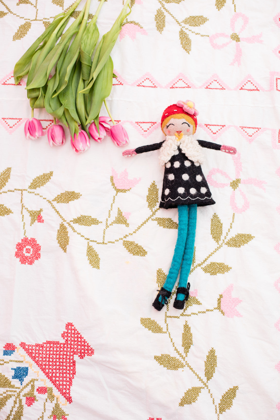 French Knot Doll - Nheela